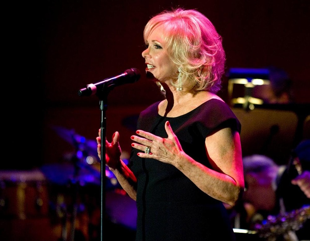 Judy Whitmore Releases New Single, "Moonlight In Vermont"