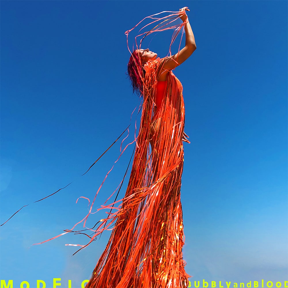 Deza Modelo Bubbly And Blood