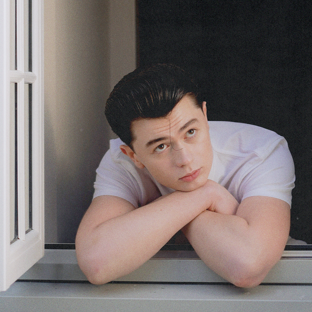 Elliot James Reay Daydreaming